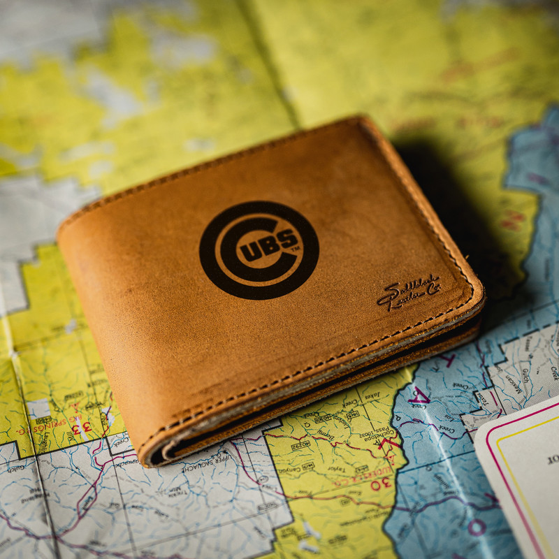 Leather Bifold Wallet | Chicago Cubs | Saddleback MLB
