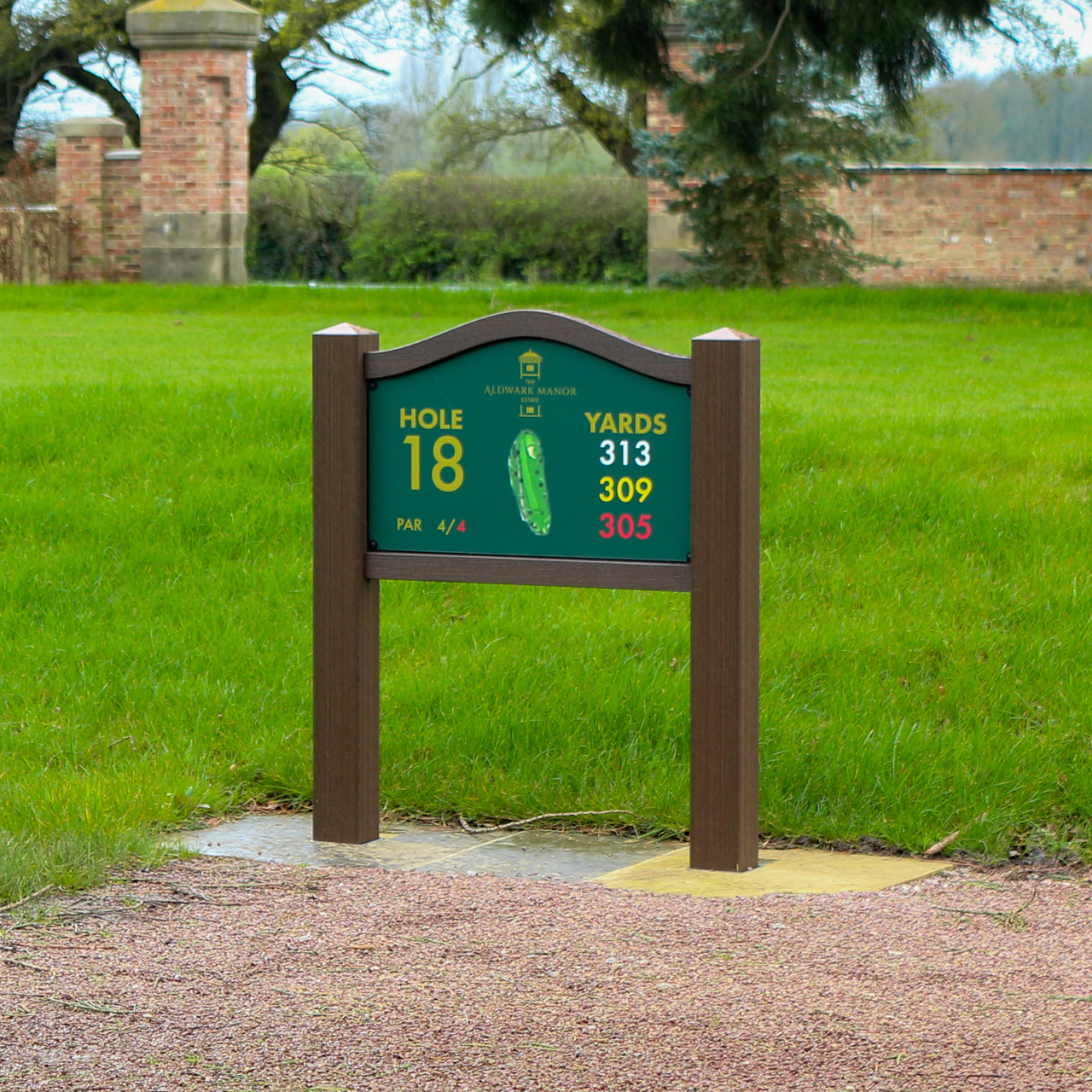 Hill Top Twin Post Tee Sign - Pinseeker