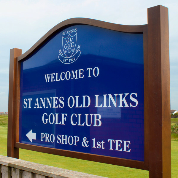 Golf Course Entrance Signs | Pinseeker