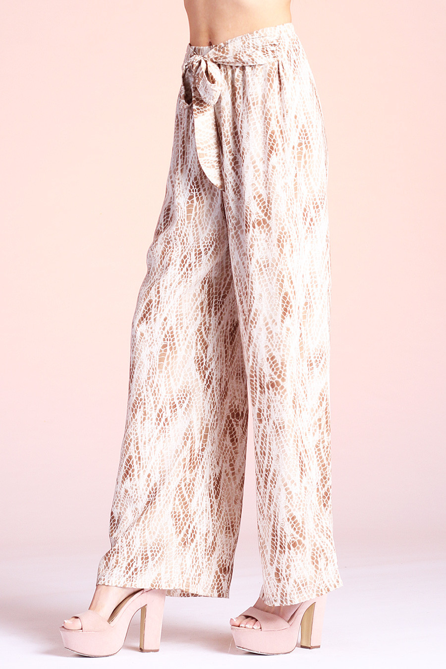 Bottoms - Pants - Page 1 - Tyche