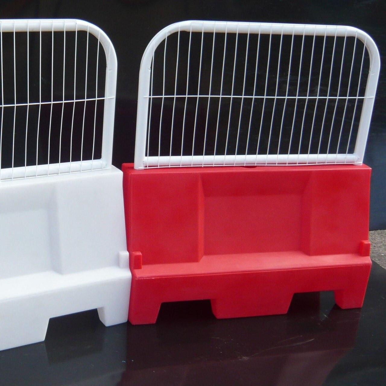 EVO 1.5M Water Filled Barrier Mini Mesh Panel | Roadware