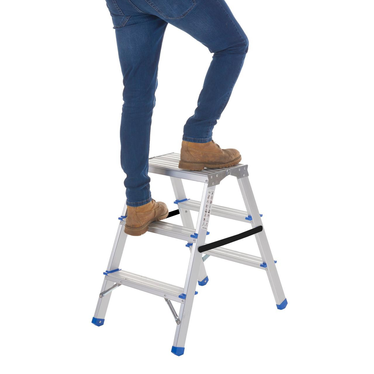 2 or 3 Tread Aluminium Folding Handy Steps | Roadware