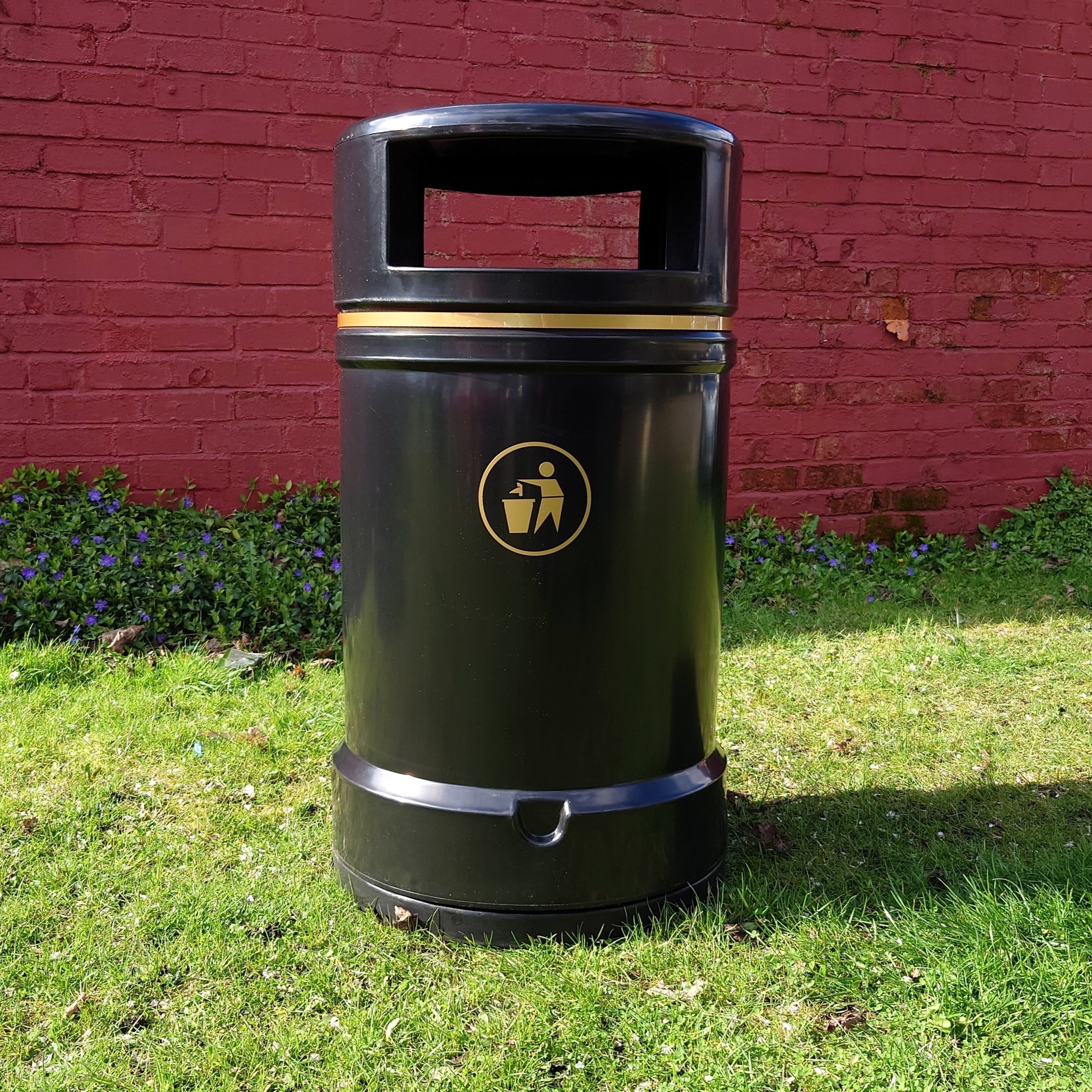 Our Best Litter Bins for Parks and Recreational Spaces. - Roadware