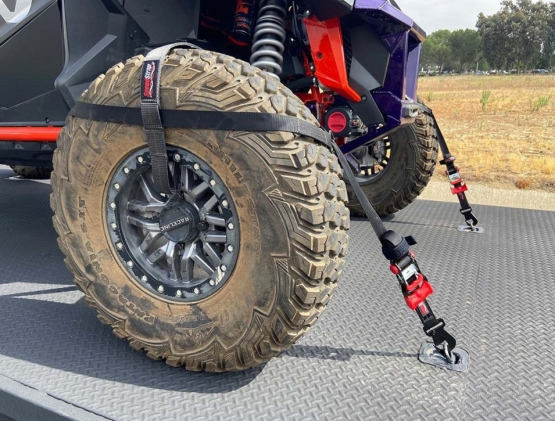 CFMoto UForce / ZForce UTV Tire-Bonnet by SpeedStrap - 16600-ECFO