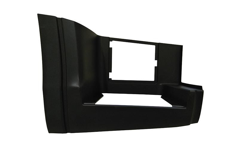 Iveco S-WAY Stepwell Footstep With Hole Right Black 2019 Onwards ...