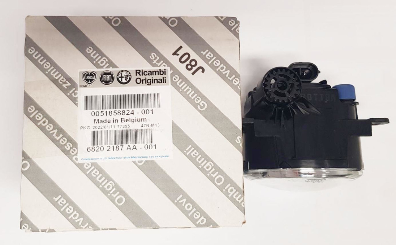Adria Motorhome Front Fog Spot Light Lamp 2014> Genuine 51858824 ...