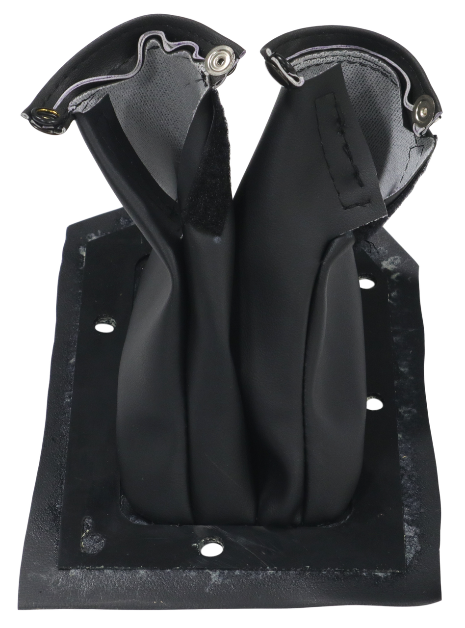 IH 766-1568 CLUTCH AND BRAKE PEDAL COVER BOOT SET - Fehr Cab Interiors Co.