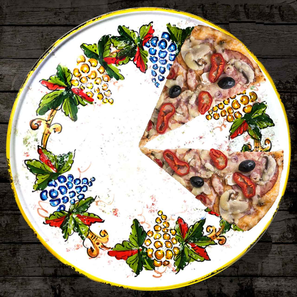 Deruta pottery pizza plates