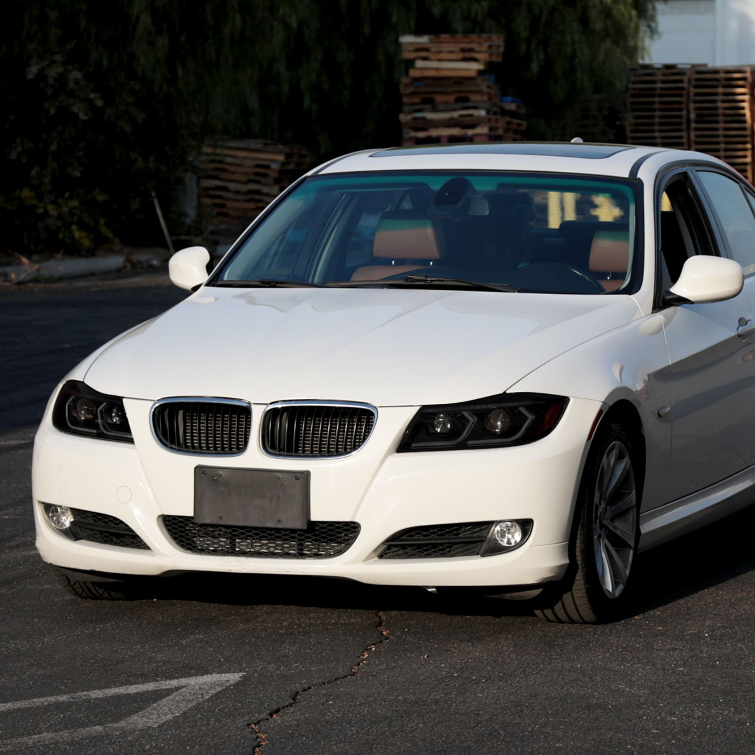 2006-2011 BMW E90 3 Series Sedan 3D Iced LED Dual Projector Headlights (Matte Black Housing ...