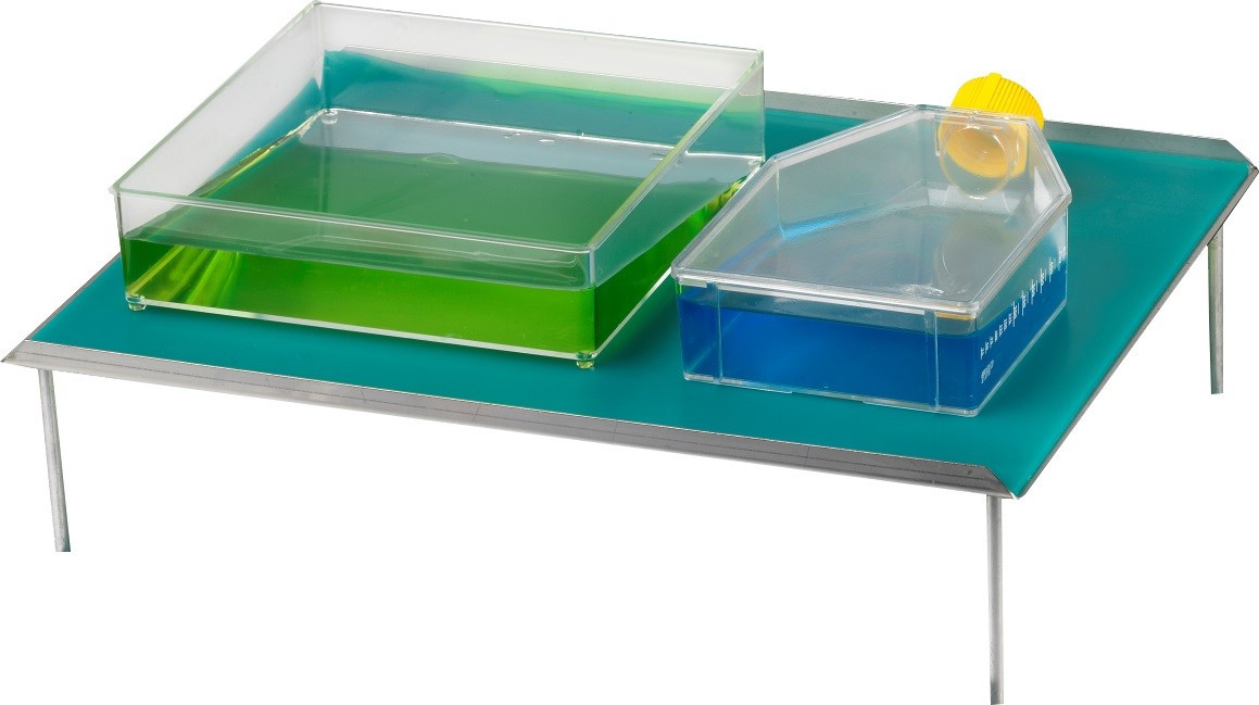 Benchmark Scientific 16" x 12" Stacking Platform with Flat Mat 3.5 ...