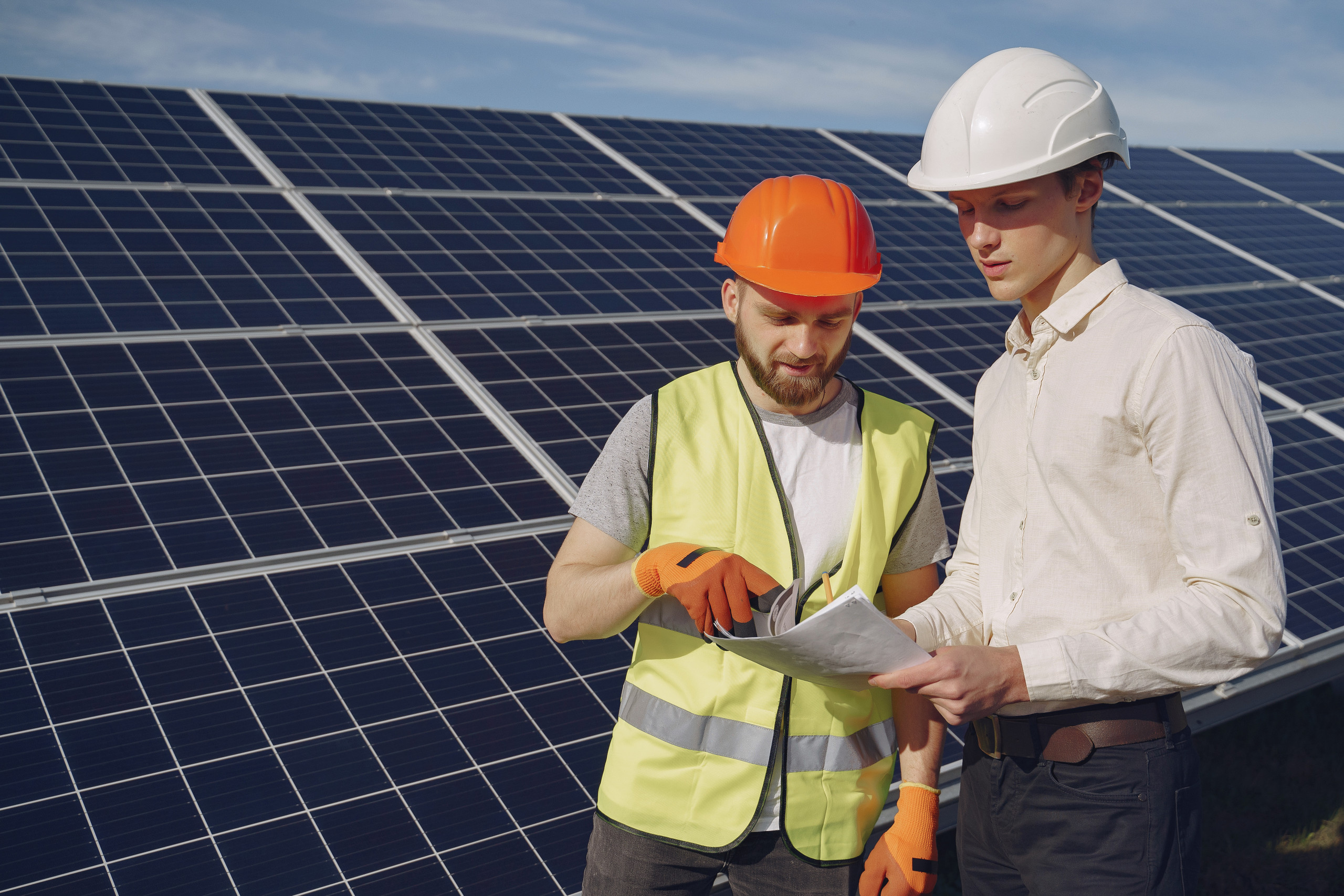 4 Easy Steps to Manage Warranty Claims for Solar Panels - Waaree ...