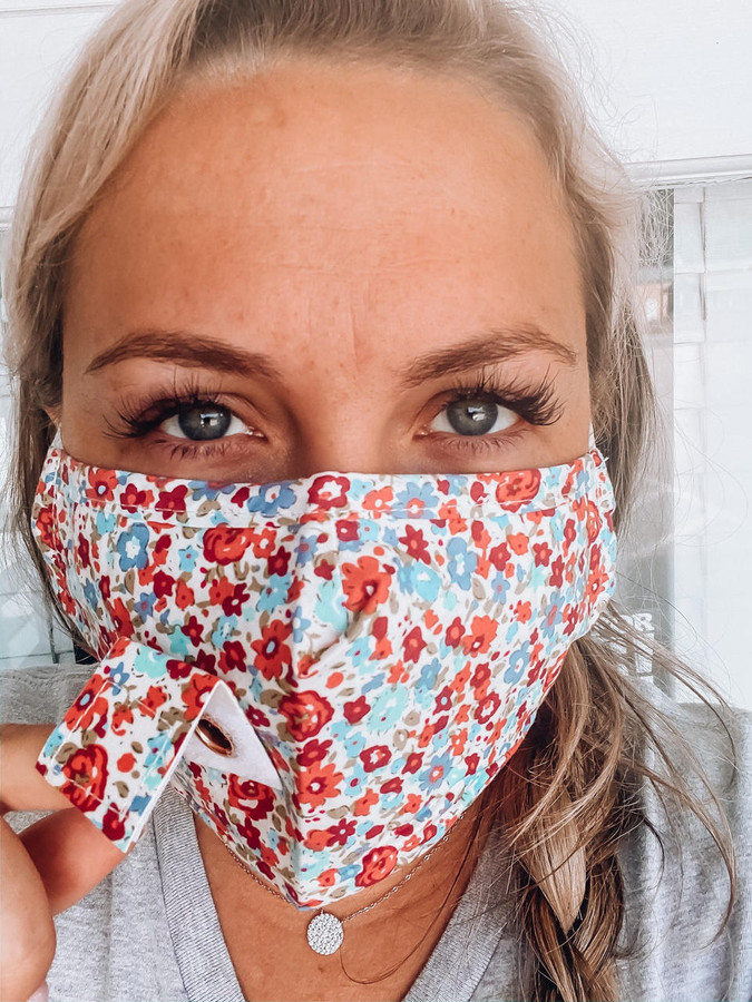 Straw Mask: Pink and Blue Floral - Off the Racks Boutique