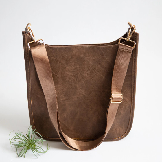 Wanderlust Crossbody Bag: Brown - Off the Racks Boutique
