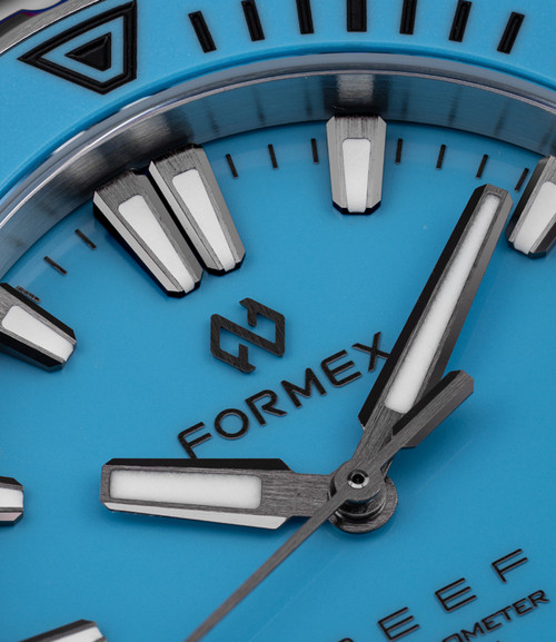 Formex REEF 39.5mm Automatic COSC 300M Bahama Blue