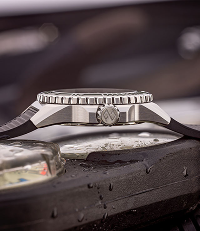 Formex REEF 39.5mm Automatic COSC 300M Radiant Bronze