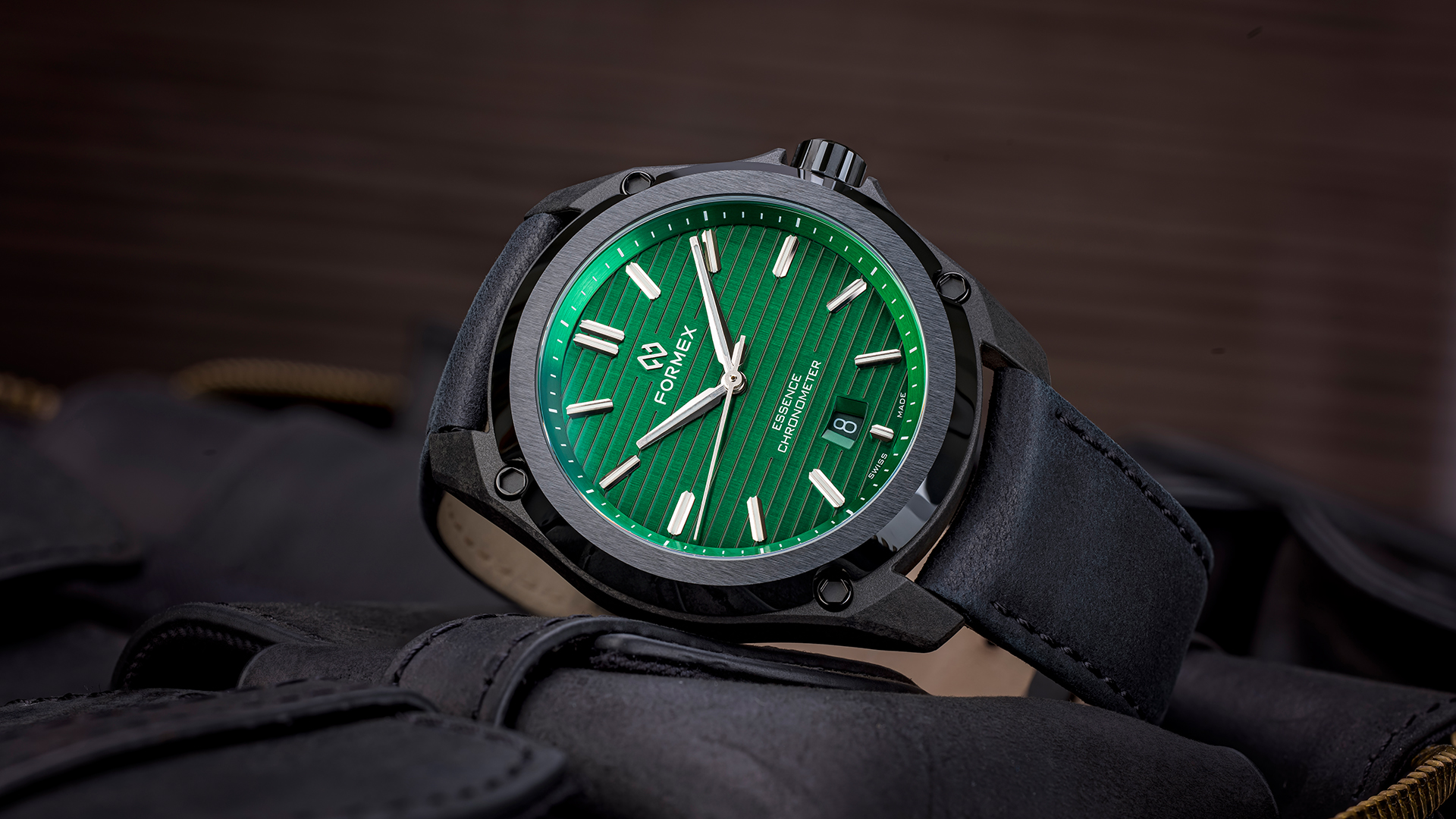 Formex Essence Leggera 41mm Automatic Chronometer Mamba Green
