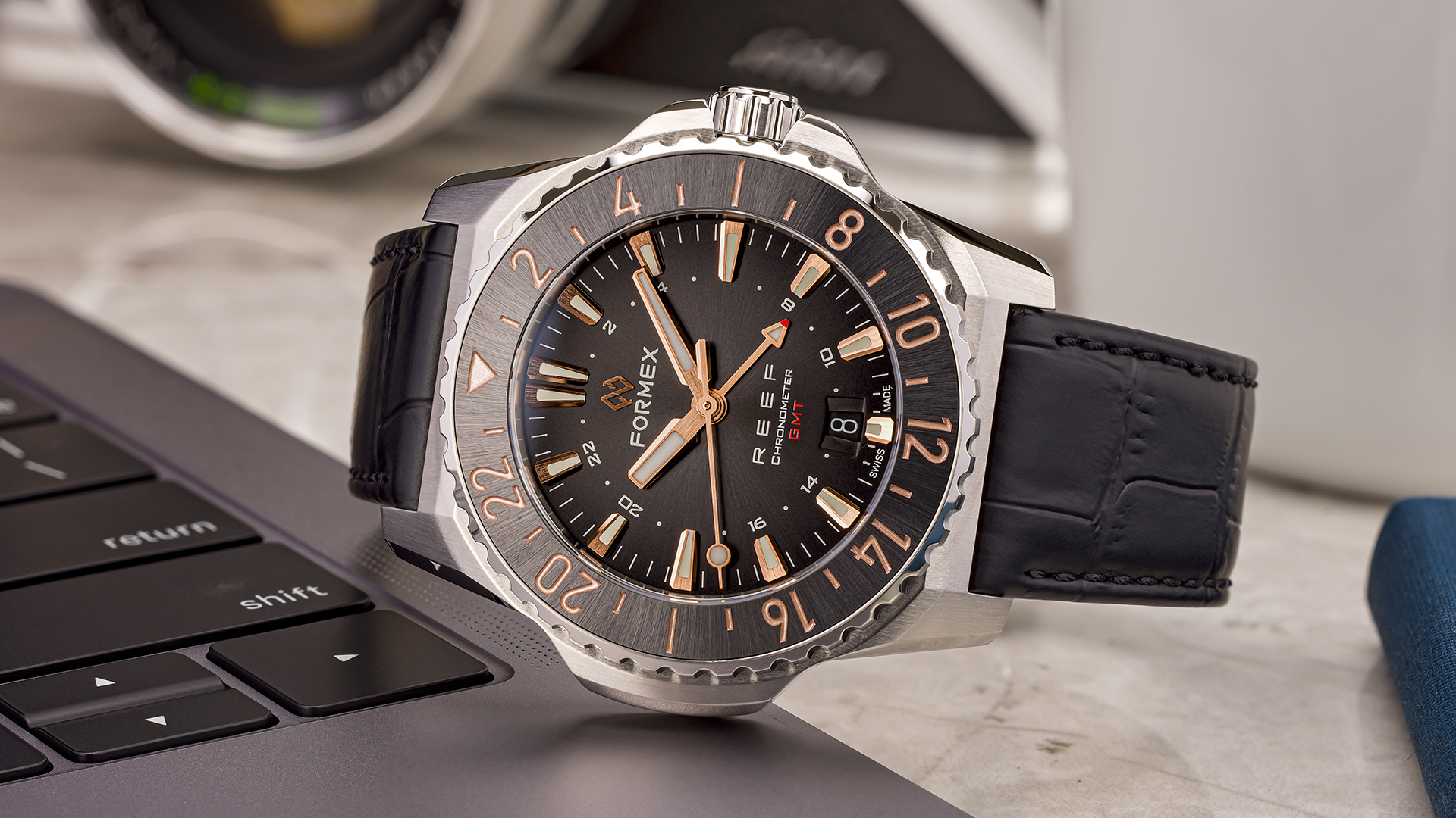 Neue Uhr: Formex Reef GMT Automatik - Schwarz Rose Gold