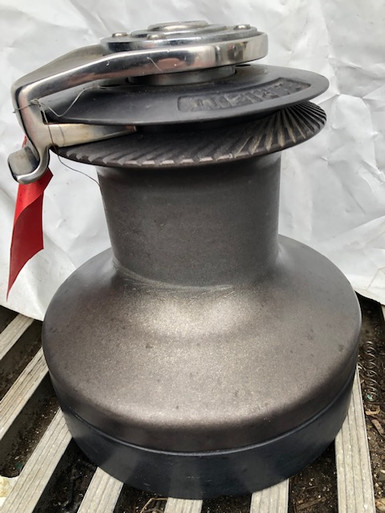 Barient 32 Self Tailing Winch
