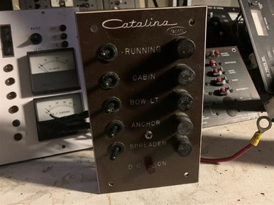 Catalina 25 Switch Panel