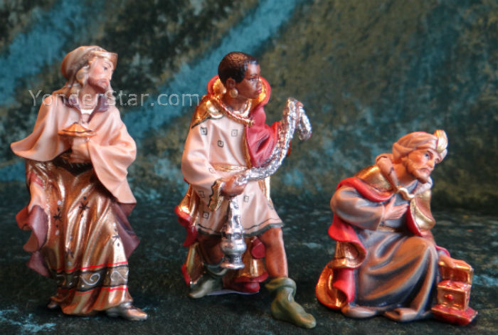 LEPI Nativity - Nazarene Nativity - Yonder Star Christmas Shop LLC