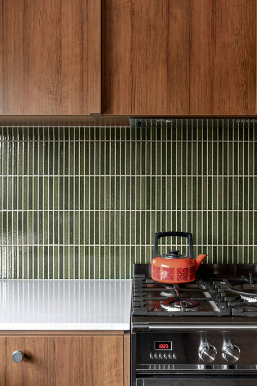 Kayoborder Olive Gloss Finger Mosaic 19x144 | Wall Only Tiles | Tile Space