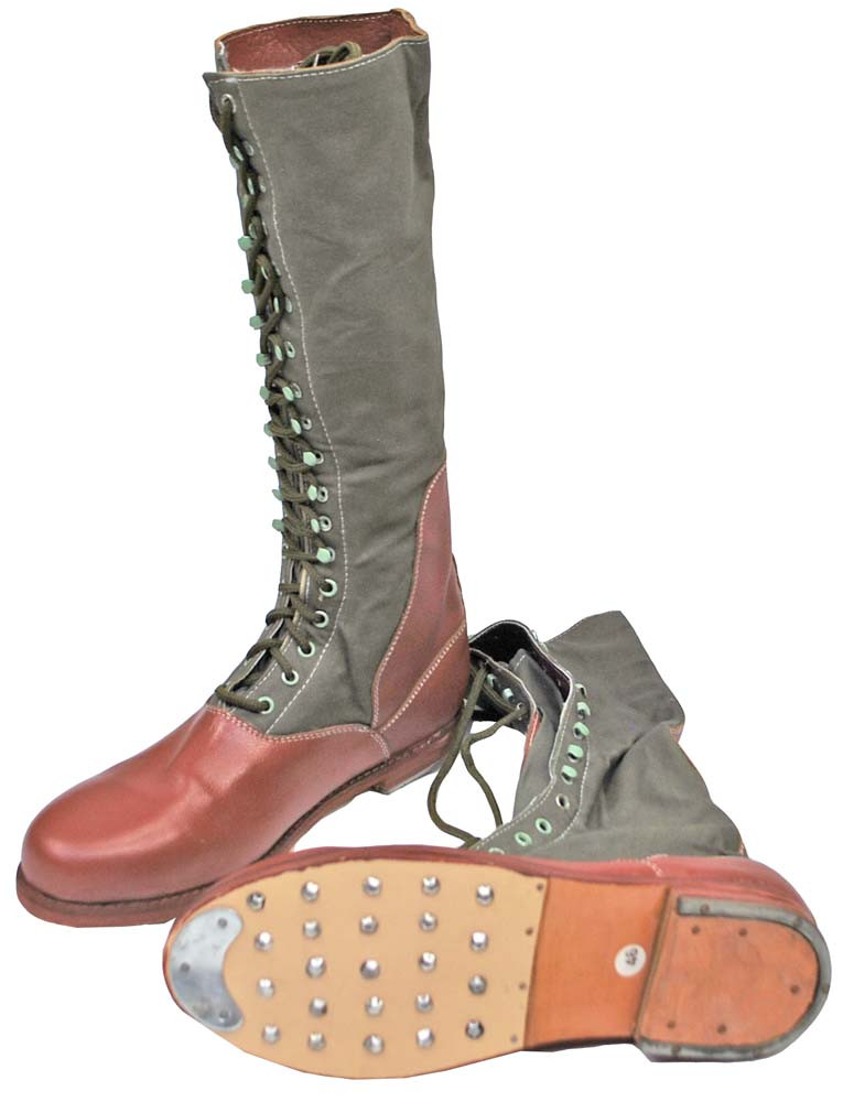 DAK Tropical High Boots with Hobnails - Sample