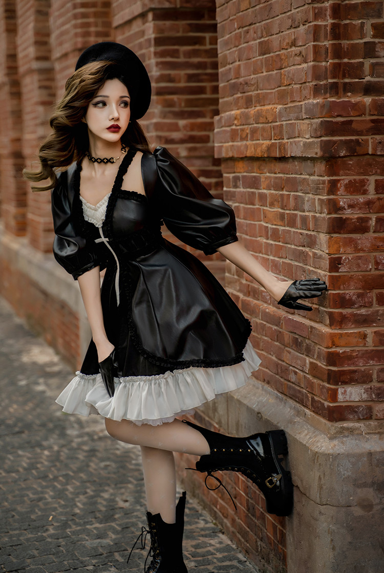 Vetivert, Gothic Rococo Fashion Black Faux Leather Front Open Short ...