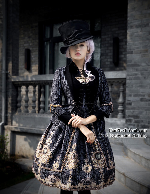 Elegant Gothic Dandy Bias Top Hat and Sash Set