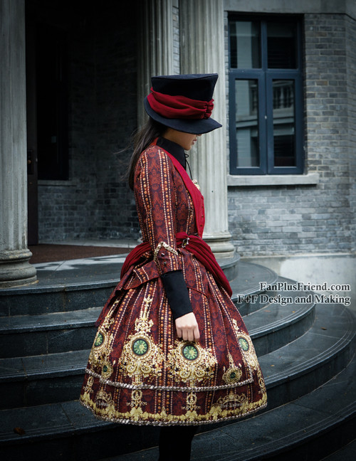 Elegant Gothic Dandy Bias Top Hat and Sash Set