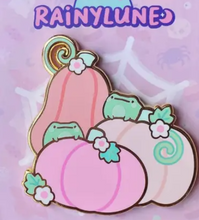 RainyLune Pins - Giga-Bites Tabletop Cafe