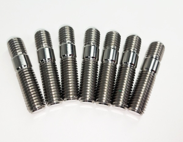 Titanium Studs M8 7pk