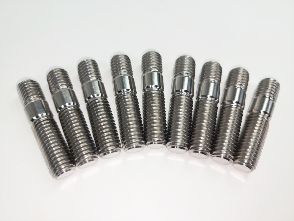 Titanium Studs M8 9pk