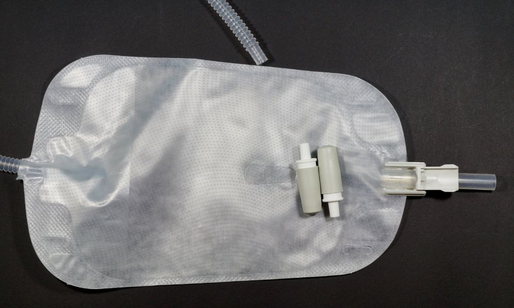 Drainable vs. Closed Ostomy Pouches: Which Is Best for You? - My Care ...