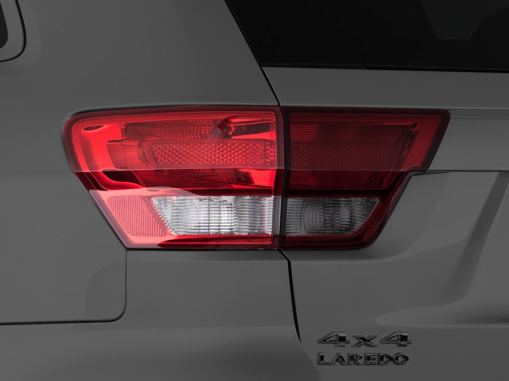 Mopar Fog Light Bezels for 2011-2013 Grand Cherokee WK2 - JustForJeeps.com