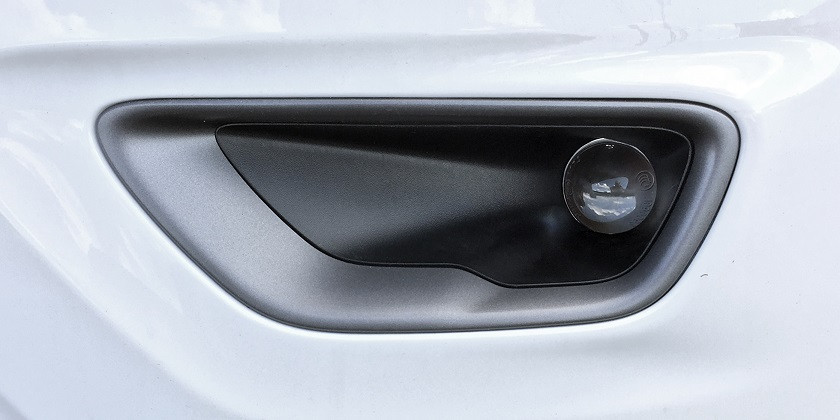 Mopar Paintable Fog Lamp Bezels for 2017-2022 Grand Cherokee WK2 ...