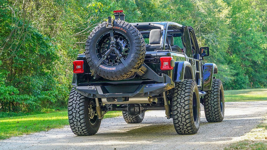Fab Fours Vengeance Rear Bumper for 2018-2026 Wrangler JL ...