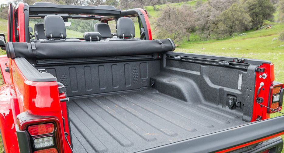 Mopar In-Bed Trail Rail Cargo Management System for 2020-2025 Gladiator ...