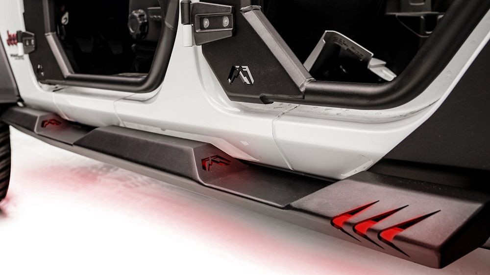 Fab Fours Side Steps for 2018-2021 Wrangler JL - JustForJeeps.com