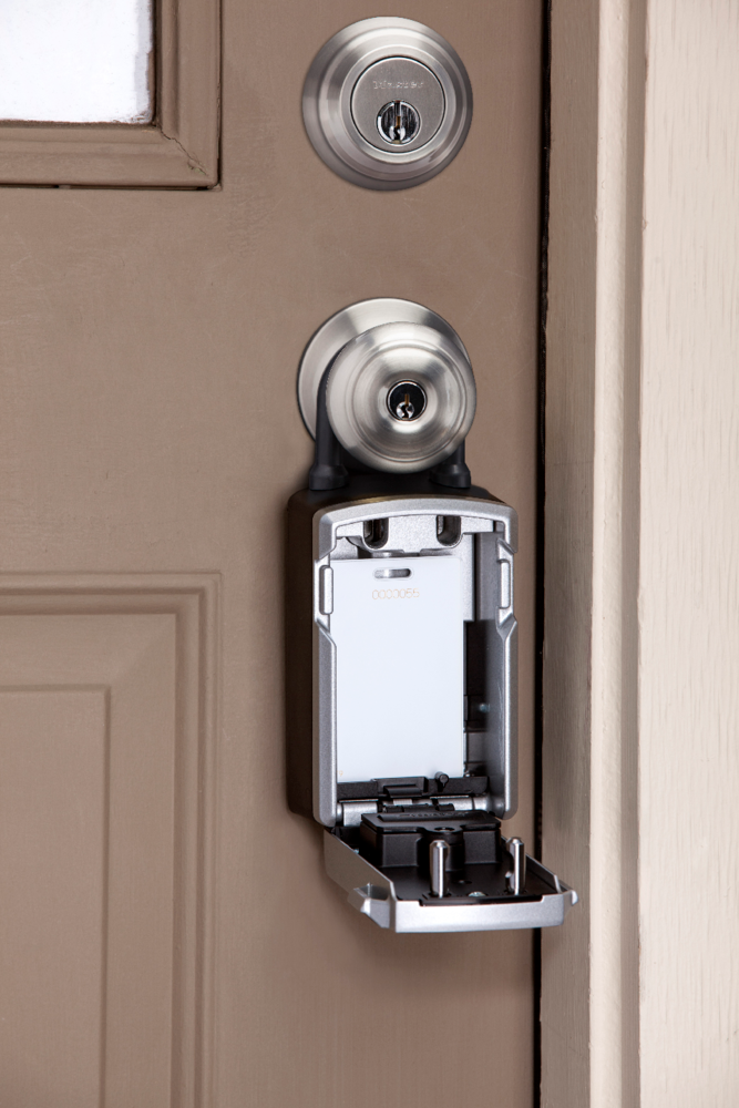 Master Lock 5440D Bluetooth and Numeric Lockbox - Always Affordable ...