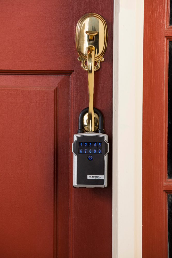 Master Lock 5440D Bluetooth and Numeric Lockbox - Always Affordable ...