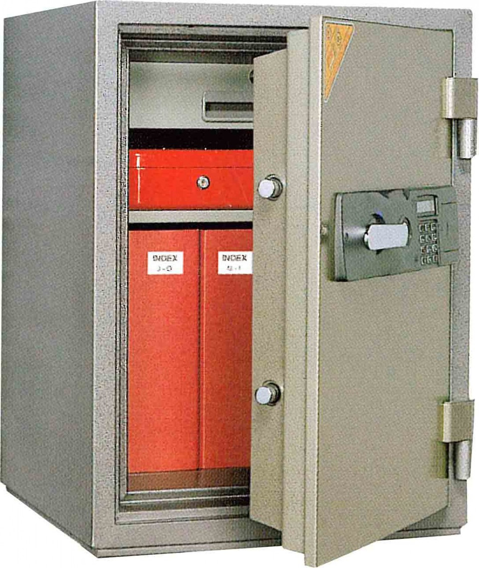 BS-C670 - 2 Hour Fire Safe - Always Affordable Locksmiths Ltd