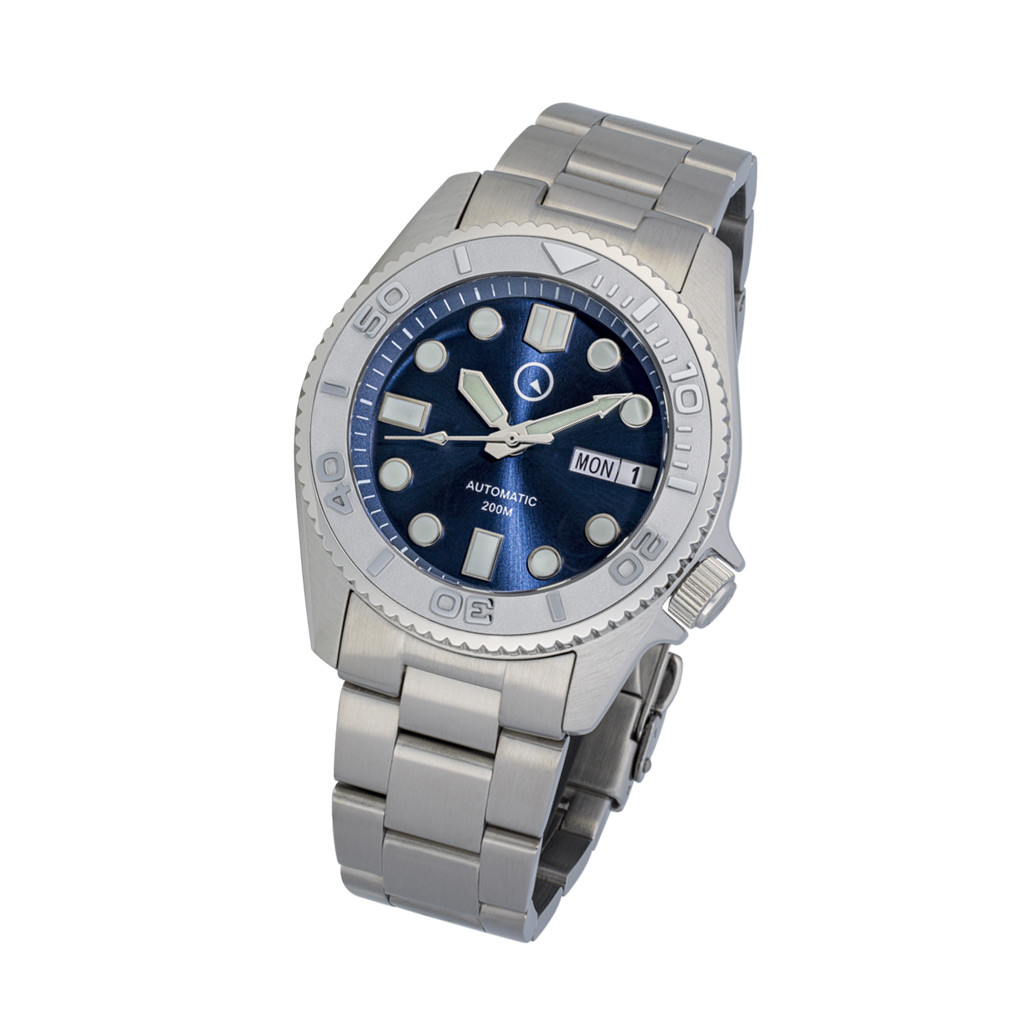 Islander Automatic Dive Watch with a double domed AR sapphire crystal ...