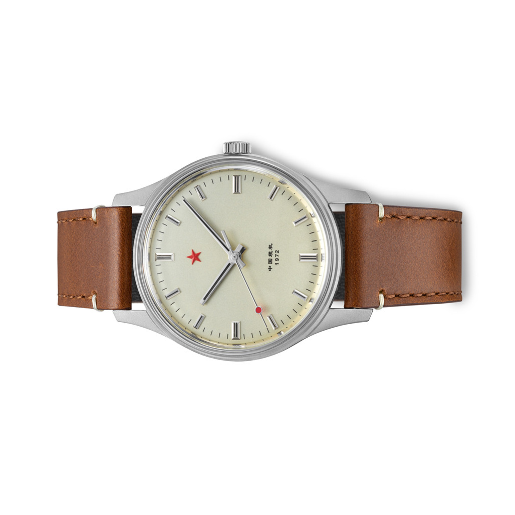 Red Star 3-Hand Dress Watch with Cream Dial and Mechanical Movement #8598-C
