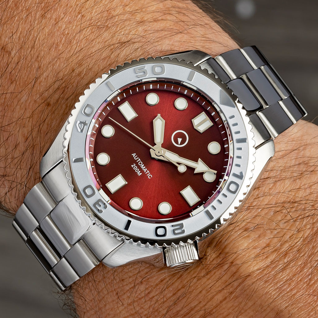 Islander Automatic Dive Watch with a double domed AR sapphire crystal ...