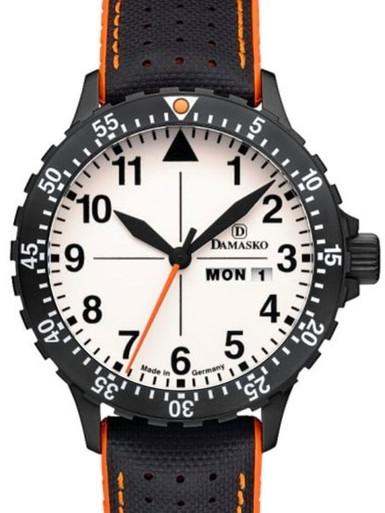 Damasko DA43 Swiss Automatic Pilot Watch with Rotating 60-minute Bezel
