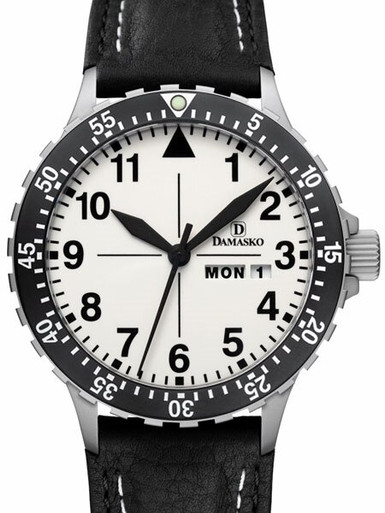 Damasko DA47 Swiss Automatic Pilot Watch with Rotating 60-Minute Bezel