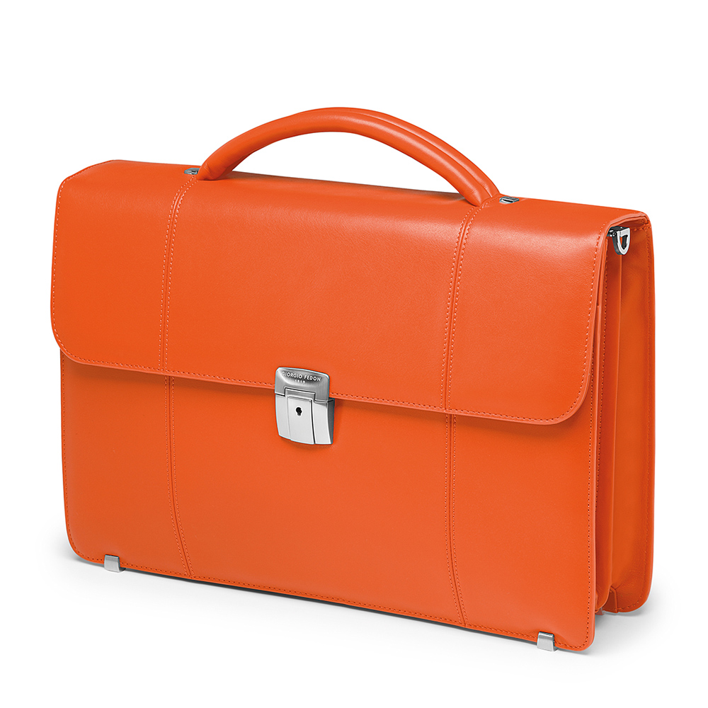 The Perfect Leather Briefcase - Attavanti