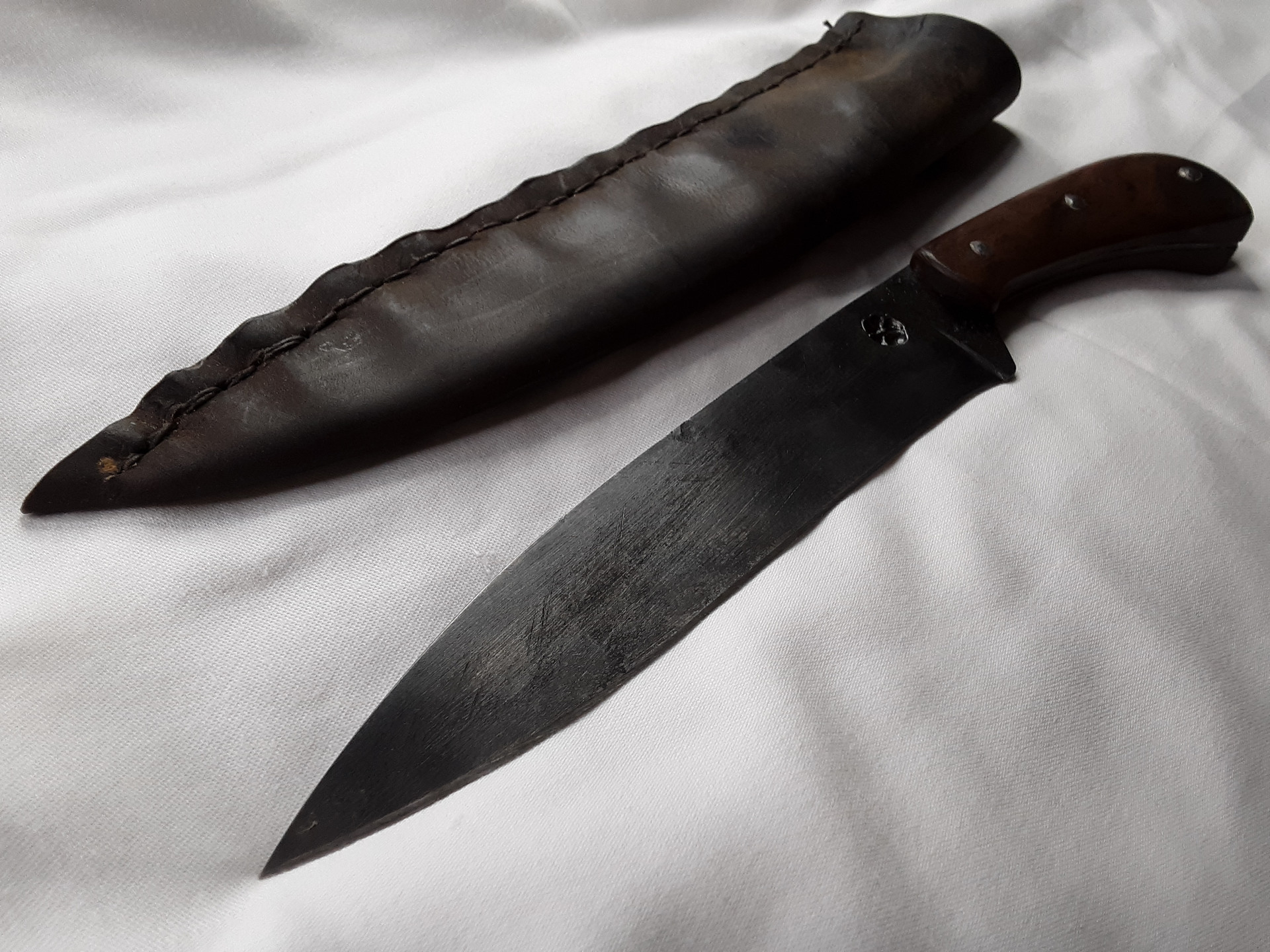 French inspired 18th century trade knife with walnut handle