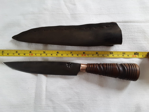 Dutch style trade knife with straight back blade