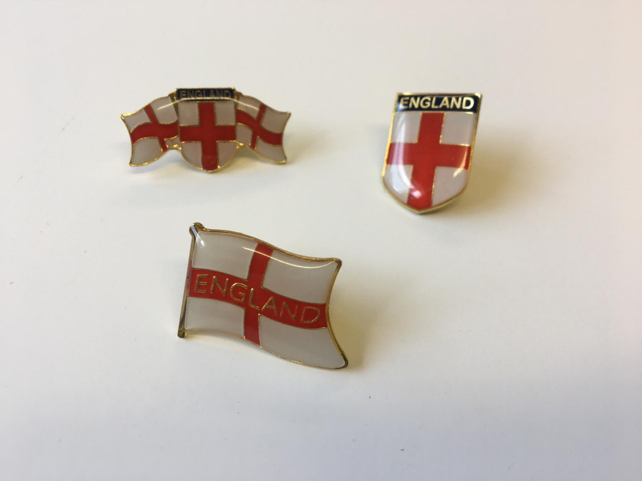 Pack of 3 Assorted England Pin Badges - World Cup Football St Georges ...